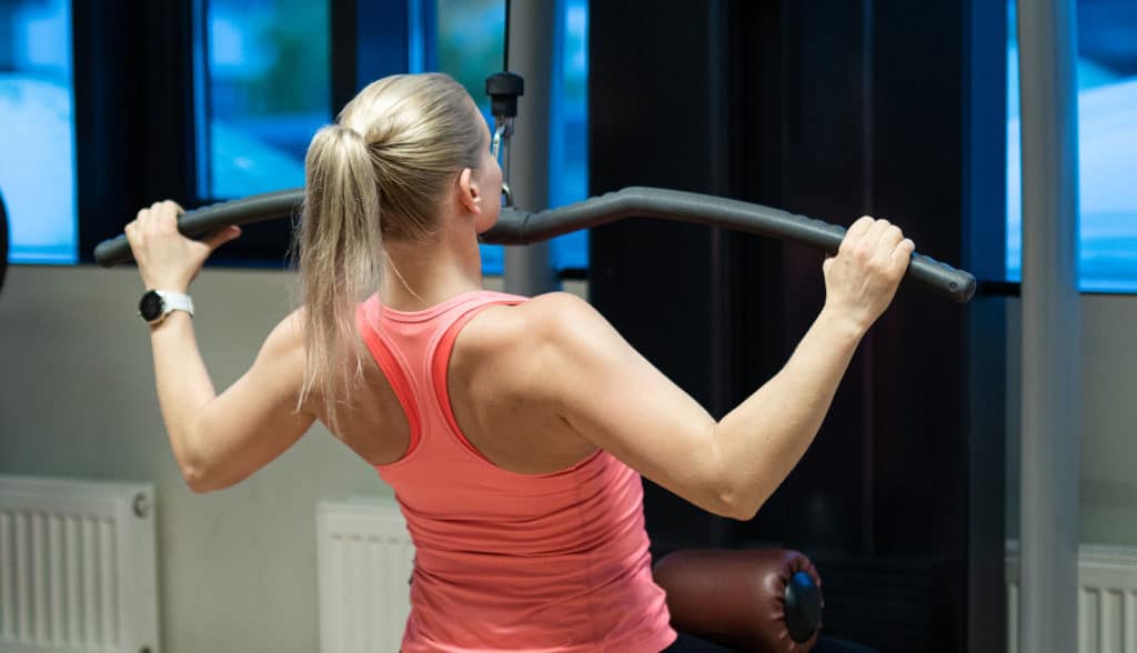 Yläselän treeni – 7 liikettä treenaamiseen | Forever